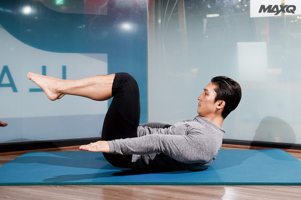 100번 숨 쉬어야 가능한 이 동작의 놀라운 효과