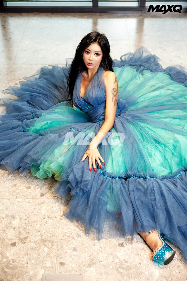 ‘섹시퀸’ 백성혜… 맥스큐 창간 13주년 기념호 표지 선공개