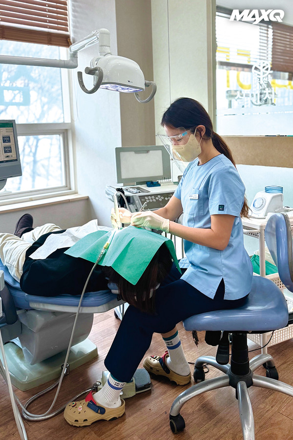 “불가능하다고요?” 머슬마니아에 도전장 던진 화제의 두 여성